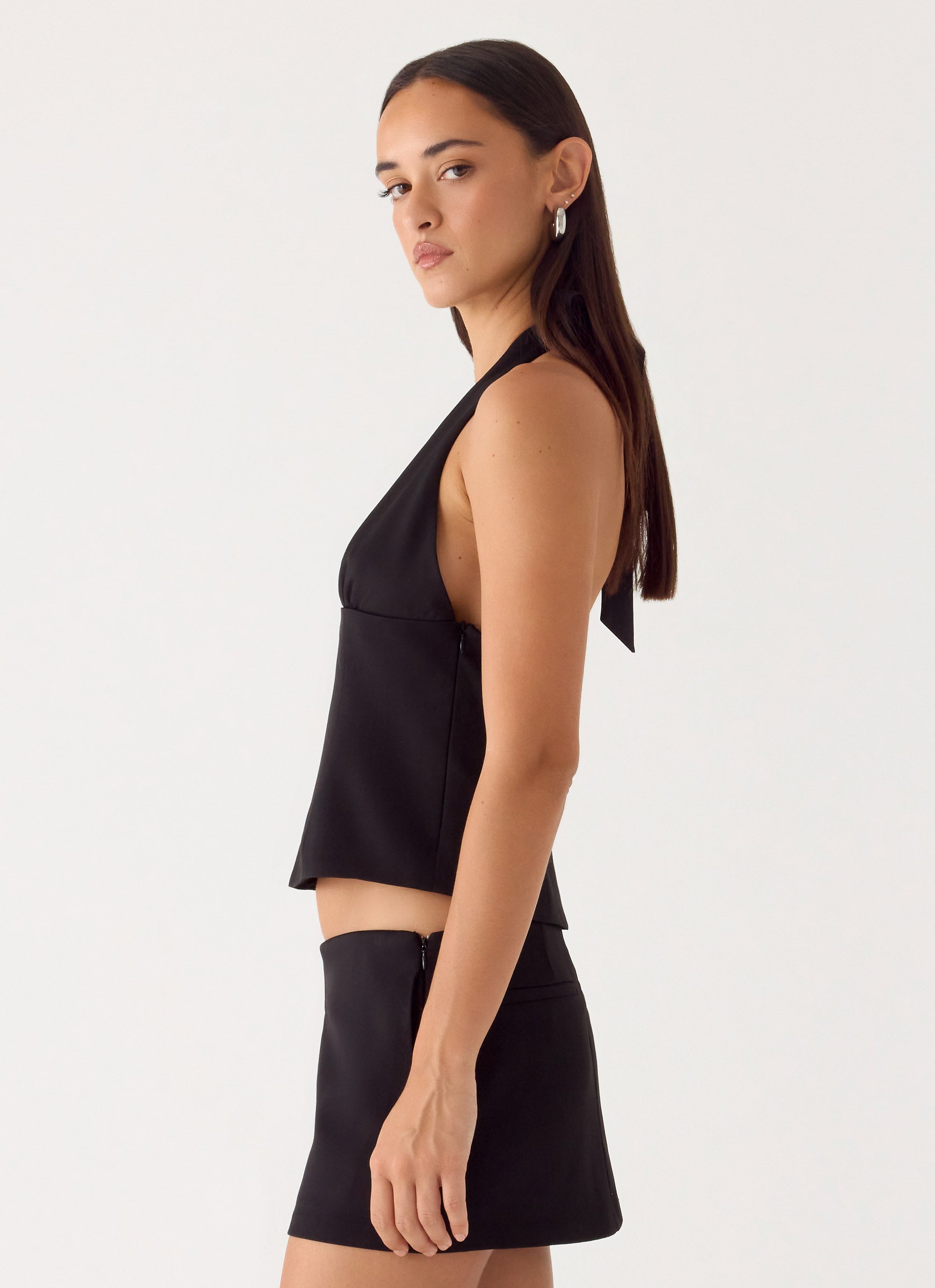 Rushing Around Halter Top - Black – Peppermayo