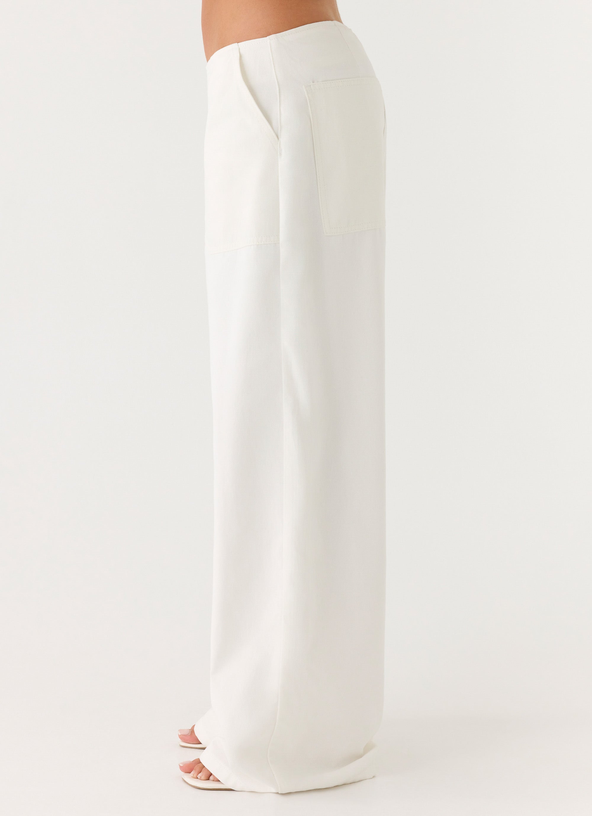 Seethal Low Rise Pants - White – Peppermayo